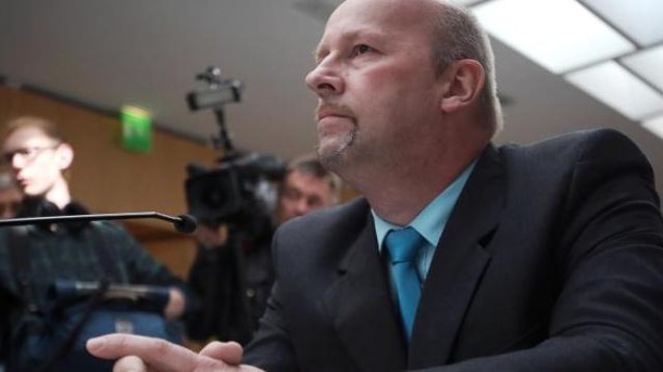 „Heimatschutz: Der Staat und die Mordserie des NSU“ | Der reisende Reporter