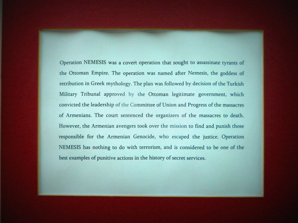 Vor hundert Jahren nahm ein armenischer Student das Recht in die eigene ...